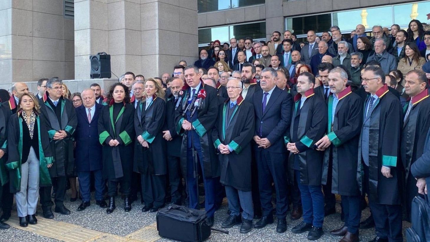 İstanbul Barosu'na soruşturma: Başkan Kaboğlu ve yönetim kurulu üyeleri ...